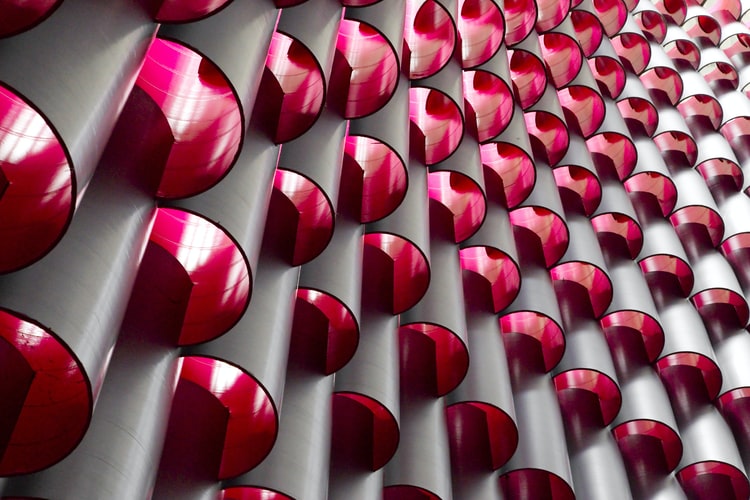 Lipstick | Cameron Finch – Isele Magazine